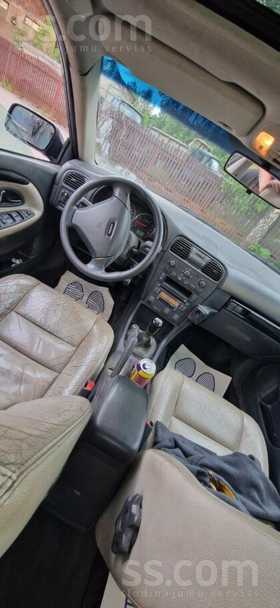 Grey Volvo S40 2003 in Valmiera, with an engine capacity of 1.80 L and mileage of 311 thousand km for 450 €, photo 5 on AUTOMOTO.COM.LV