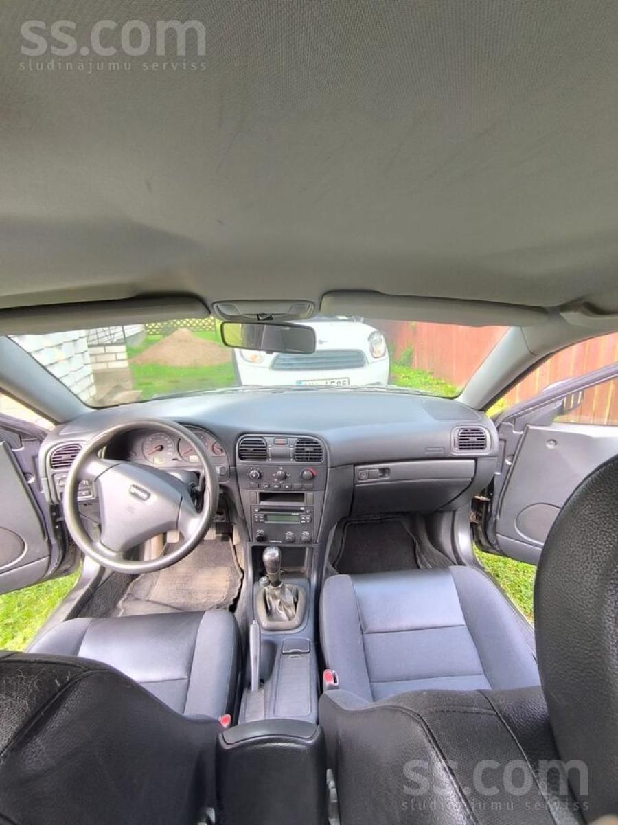 Pelēks Volvo S40 2003 Rīga, ar dzinēja tilpumu 1.90 L un nobraukumu 273 tūkst. km par 700 €, foto 7 vietnē AUTOMOTO.COM.LV