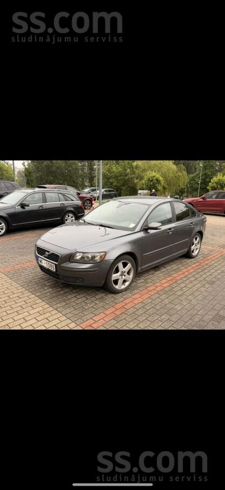 Grey Volvo S40 2004 in Riga, with an engine capacity of 2.40 L and mileage of 280 thousand km for 1500 €, photo 1 on AUTOMOTO.COM.LV