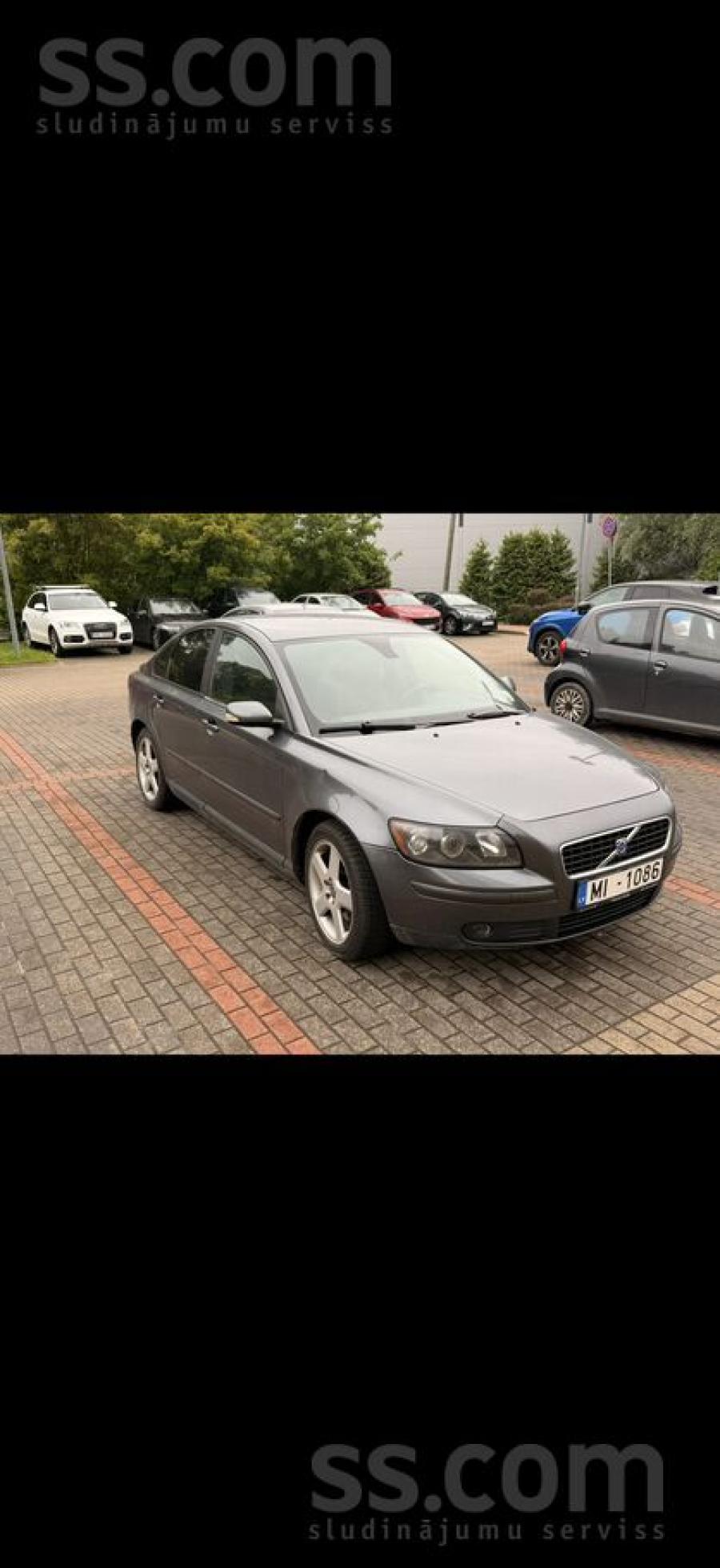 Grey Volvo S40 2004 in Riga, with an engine capacity of 2.40 L and mileage of 280 thousand km for 1500 €, photo 2 on AUTOMOTO.COM.LV