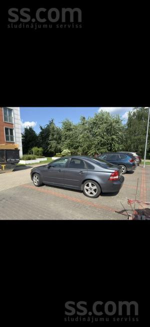 Grey Volvo S40 2004 in Riga, with an engine capacity of 2.40 L and mileage of 280 thousand km for 1500 €, photo 10 on AUTOMOTO.COM.LV