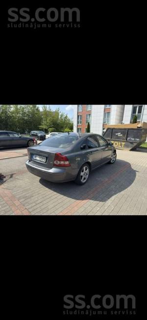 Grey Volvo S40 2004 in Riga, with an engine capacity of 2.40 L and mileage of 280 thousand km for 1500 €, photo 12 on AUTOMOTO.COM.LV