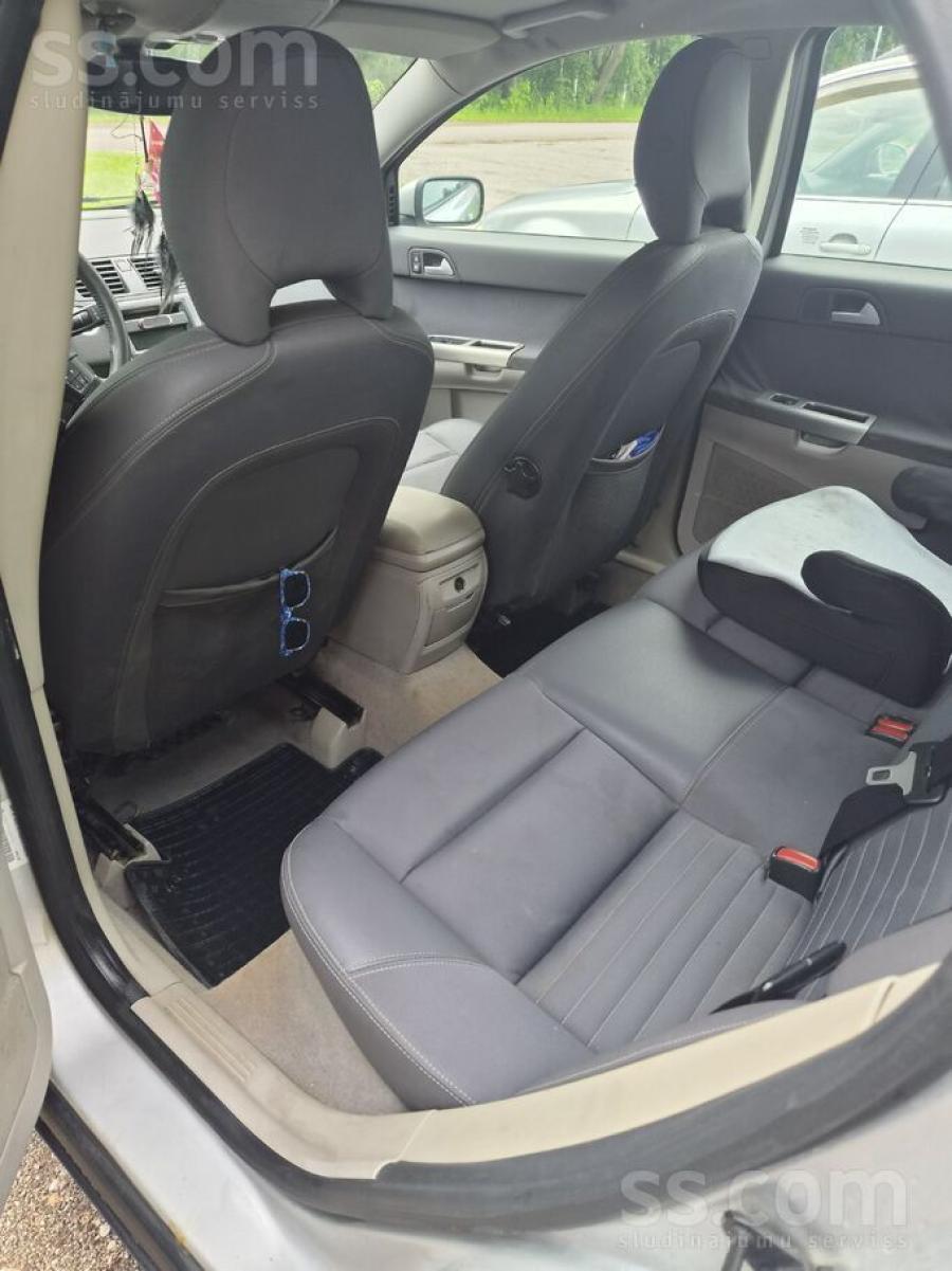 Pelēks Volvo S40 2004 Gulbene, ar dzinēja tilpumu 2.00 L un nobraukumu 364 tūkst. km par 1450 €, foto 10 vietnē AUTOMOTO.COM.LV