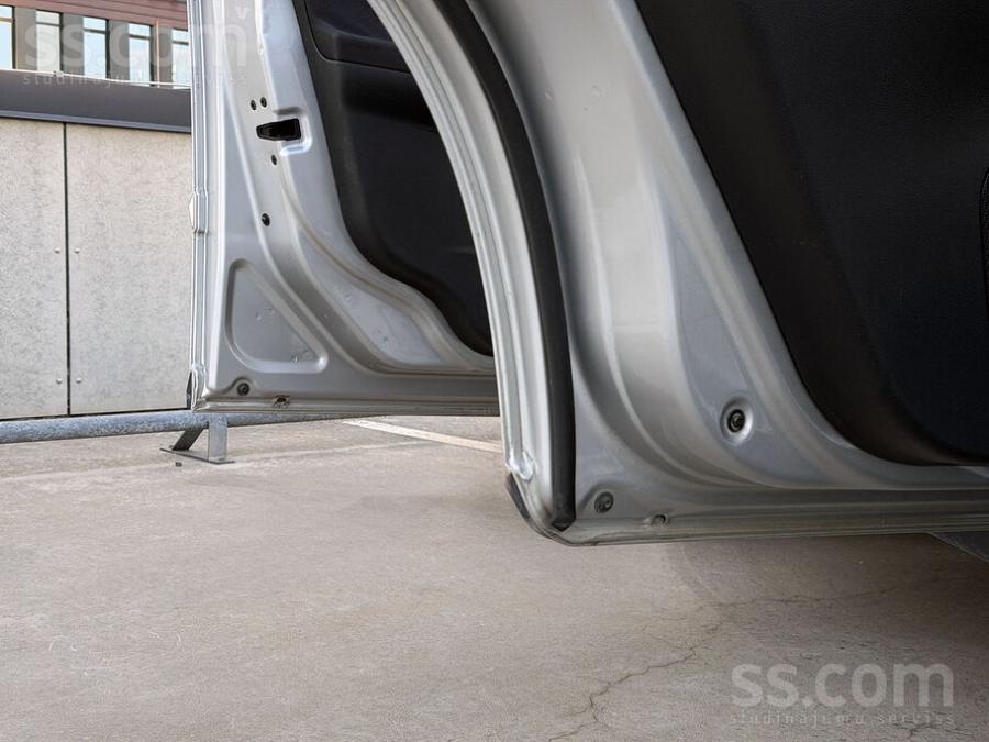 Pelēks Volvo S40 2004 Rīga, ar dzinēja tilpumu 2.00 L un nobraukumu 342 tūkst. km par 2250 €, foto 13 vietnē AUTOMOTO.COM.LV