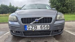 Серый Вольво С40 2004 в Шальчининкай, объемом двигателя 2.00 л и пробегом 306 тыс. км за 950 €, фото 7 на AUTOMOTO.COM.LV