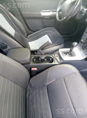 Grey Volvo S40 2004 in Riga, with an engine capacity of 2.40 L and mileage of 304 thousand km for 3499 €, photo 10 on AUTOMOTO.COM.LV