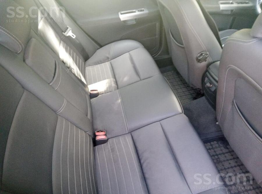 Grey Volvo S40 2004 in Riga, with an engine capacity of 2.40 L and mileage of 304 thousand km for 3499 €, photo 14 on AUTOMOTO.COM.LV