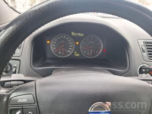 Серый Вольво С40 2004 в Добеле, объемом двигателя 2.40 л и пробегом 220 тыс. км за 1350 €, фото 8 на AUTOMOTO.COM.LV