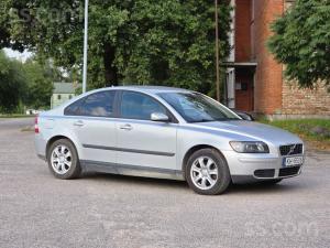 Pelēks Volvo S40 2004 Liepāja, ar dzinēja tilpumu 2.40 L un nobraukumu 256 tūkst. km par 1950 €, foto 6 vietnē AUTOMOTO.COM.LV