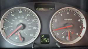 Pelēks Volvo S40 2004 Rīga, ar dzinēja tilpumu 2.50 L un nobraukumu 177 tūkst. km par 1500 €, foto 6 vietnē AUTOMOTO.COM.LV