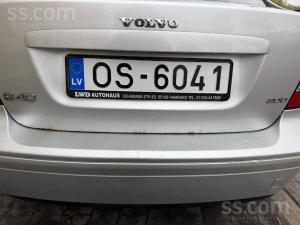 Grey Volvo S40 2004 in Jelgava, with an engine capacity of 2.00 L and mileage of 355 thousand km for 1600 €, photo 5 on AUTOMOTO.COM.LV