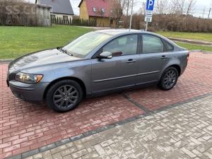 Grey Volvo S40 2005 in Jelgava, with an engine capacity of 2.00 L and mileage of 249 thousand km for 2150 €, photo  on AUTOMOTO.COM.LV