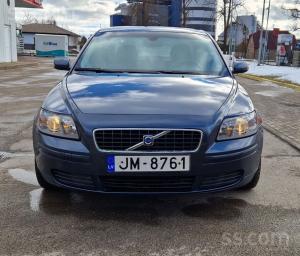 Серый Вольво С40 2005 в Елгава, объемом двигателя 1.60 л и пробегом 339 тыс. км за 1650 €, фото 8 на AUTOMOTO.COM.LV