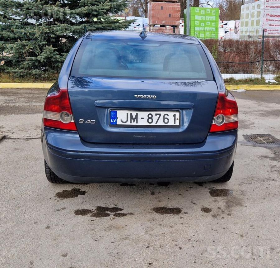 Серый Вольво С40 2005 в Елгава, объемом двигателя 1.60 л и пробегом 339 тыс. км за 1650 €, фото 9 на AUTOMOTO.COM.LV