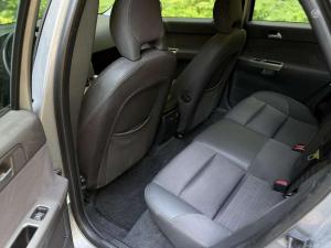Pelēks Volvo S40 2005 Alīta, ar dzinēja tilpumu 1.56 L un nobraukumu 4 tūkst. km par 1550 €, foto 20 vietnē AUTOMOTO.COM.LV