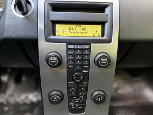 Pelēks Volvo S40 2005 Alīta, ar dzinēja tilpumu 1.56 L un nobraukumu 4 tūkst. km par 1550 €, foto 28 vietnē AUTOMOTO.COM.LV