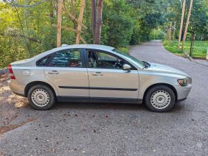 Pelēks Volvo S40 2005 Viļņa, ar dzinēja tilpumu 1.80 L un nobraukumu 336 tūkst. km par 999 €, foto 6 vietnē AUTOMOTO.COM.LV