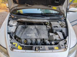 Pelēks Volvo S40 2005 Viļņa, ar dzinēja tilpumu 1.80 L un nobraukumu 336 tūkst. km par 999 €, foto 11 vietnē AUTOMOTO.COM.LV