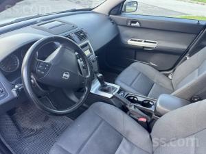 Grey Volvo S40 2005 in Jelgava, with an engine capacity of 2.00 L and mileage of 357 thousand km for 1480 €, photo 8 on AUTOMOTO.COM.LV