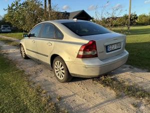 Grey Volvo S40 2005 in Kaunas, with an engine capacity of 2.00 L and mileage of 363 thousand km for 750 €, photo 3 on AUTOMOTO.COM.LV
