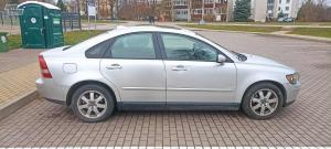 Grey Volvo S40 2006 in Elektrenai, with an engine capacity of 2.00 L and mileage of 430 thousand km for 950 €, photo 9 on AUTOMOTO.COM.LV