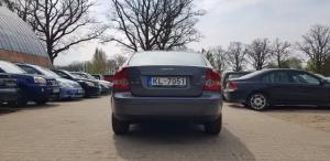 Grey Volvo S40 2006 in Valmiera, with an engine capacity of 1.60 L and mileage of 235 thousand km for 2900 €, photo 5 on AUTOMOTO.COM.LV