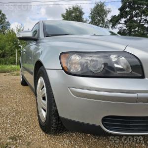 Серый Вольво С40 2006 в Рига, объемом двигателя 1.60 л и пробегом 270 тыс. км за 2950 €, фото 8 на AUTOMOTO.COM.LV
