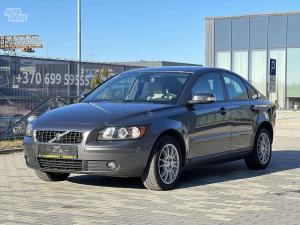 Pelēks Volvo S40 2007 Šauļi, ar dzinēja tilpumu 2.00 L un nobraukumu 282 tūkst. km par 3300 €, foto  vietnē AUTOMOTO.COM.LV
