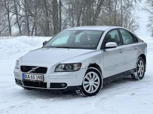 Pelēks Volvo S40 2007 Viļņa, ar dzinēja tilpumu 1.80 L un nobraukumu 200 tūkst. km par 499 €, foto 2 vietnē AUTOMOTO.COM.LV