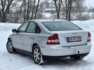 Pelēks Volvo S40 2007 Viļņa, ar dzinēja tilpumu 1.80 L un nobraukumu 200 tūkst. km par 499 €, foto 3 vietnē AUTOMOTO.COM.LV