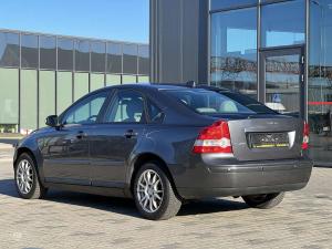 Grey Volvo S40 2007 in Siauliai, with an engine capacity of 2.00 L and mileage of 282 thousand km for 3100 €, photo 8 on AUTOMOTO.COM.LV