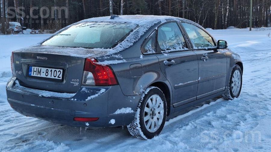 Grey Volvo S40 2007 in Riga, with an engine capacity of 2.00 L and mileage of 0 thousand km for 1450 €, photo 3 on AUTOMOTO.COM.LV