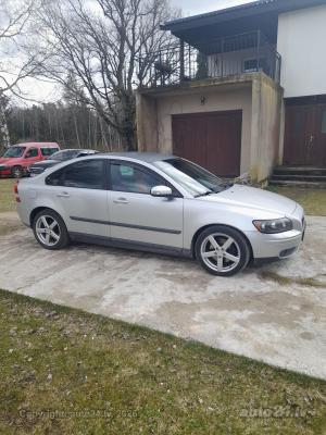 Pelēks Volvo S40 2007 Pērnava, ar dzinēja tilpumu 2.40 L un nobraukumu 173 tūkst. km par 4500 €, foto 8 vietnē AUTOMOTO.COM.LV