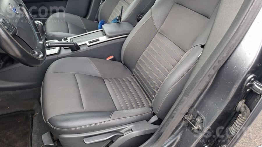 Grey Volvo S40 2007 in Riga, with an engine capacity of 2.00 L and mileage of 290 thousand km for 1350 €, photo 8 on AUTOMOTO.COM.LV