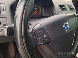 Grey Volvo S40 2007 in Riga, with an engine capacity of 2.00 L and mileage of 290 thousand km for 1350 €, photo 13 on AUTOMOTO.COM.LV