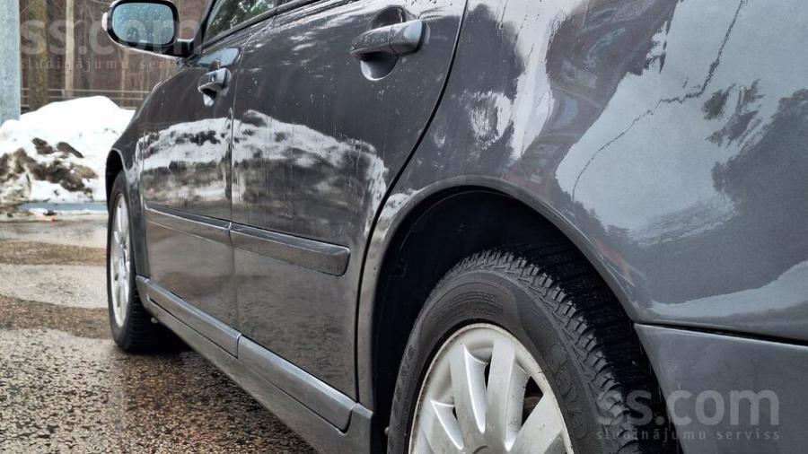 Grey Volvo S40 2007 in Riga, with an engine capacity of 2.00 L and mileage of 290 thousand km for 1350 €, photo 16 on AUTOMOTO.COM.LV
