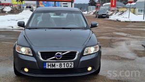 Grey Volvo S40 2007 in Riga, with an engine capacity of 2.00 L and mileage of 290 thousand km for 1350 €, photo 17 on AUTOMOTO.COM.LV