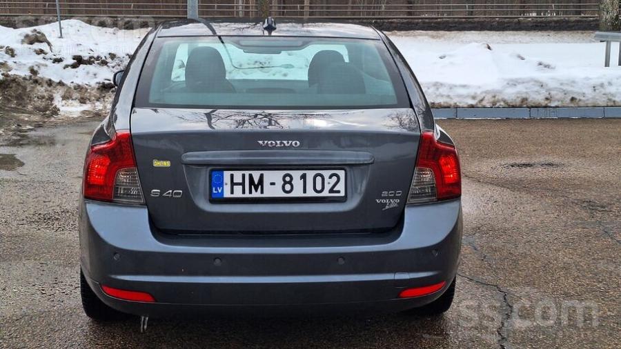 Grey Volvo S40 2007 in Riga, with an engine capacity of 2.00 L and mileage of 290 thousand km for 1350 €, photo 20 on AUTOMOTO.COM.LV
