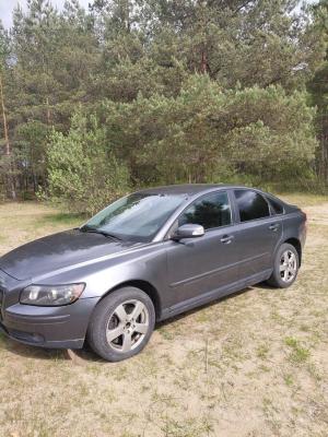 Pelēks Volvo S40 2007 Valmiera, ar dzinēja tilpumu 2.40 L un nobraukumu 368 tūkst. km par 2000 €, foto 3 vietnē AUTOMOTO.COM.LV