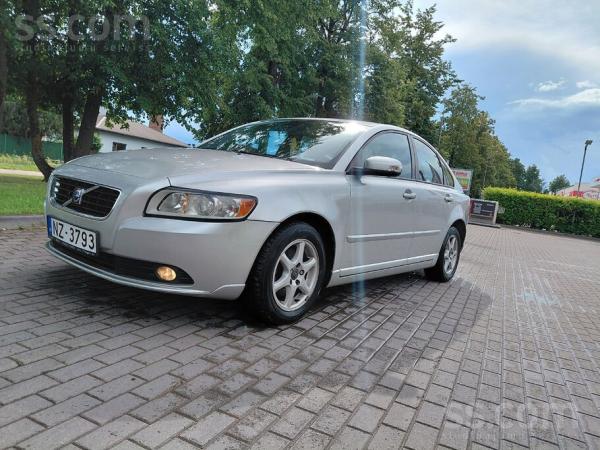 Pelēks Volvo S40 2007 Jelgava, ar dzinēja tilpumu 1.60 L un nobraukumu 310 tūkst. km par 1600 €, foto 7 vietnē AUTOMOTO.COM.LV
