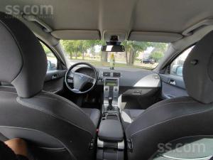 Pelēks Volvo S40 2007 Jelgava, ar dzinēja tilpumu 1.60 L un nobraukumu 310 tūkst. km par 1600 €, foto 10 vietnē AUTOMOTO.COM.LV