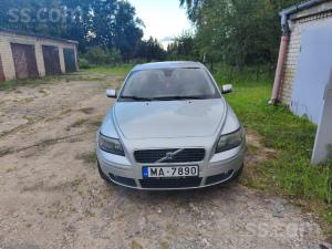 Серый Вольво С40 2007 в Рига, объемом двигателя 2.00 л и пробегом 330 тыс. км за 2000 €, фото 15 на AUTOMOTO.COM.LV