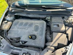Pelēks Volvo S40 2007 Rīga, ar dzinēja tilpumu 2.00 L un nobraukumu 349 tūkst. km par 1200 €, foto 9 vietnē AUTOMOTO.COM.LV