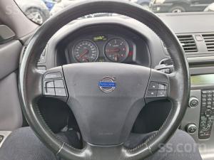 Grey Volvo S40 2008 in Daugavpils, with an engine capacity of 1.60 L and mileage of 0 thousand km for 4750 €, photo 13 on AUTOMOTO.COM.LV