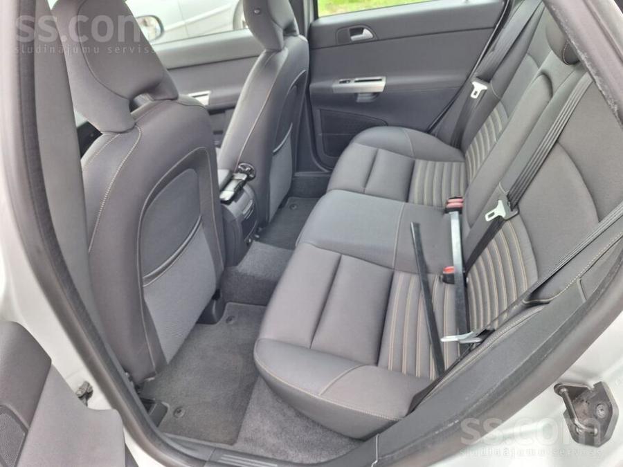 Grey Volvo S40 2008 in Daugavpils, with an engine capacity of 1.60 L and mileage of 0 thousand km for 4750 €, photo 14 on AUTOMOTO.COM.LV