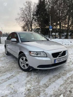 Grey Volvo S40 2008 in Alytus, with an engine capacity of 1.80 L and mileage of 250 thousand km for 1800 €, photo  on AUTOMOTO.COM.LV