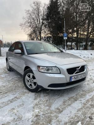 Grey Volvo S40 2008 in Alytus, with an engine capacity of 1.80 L and mileage of 250 thousand km for 1800 €, photo  on AUTOMOTO.COM.LV