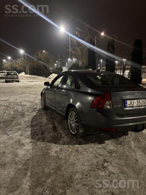 Grey Volvo S40 2008 in Riga, with an engine capacity of 1.60 L and mileage of 271 thousand km for 2000 €, photo 2 on AUTOMOTO.COM.LV