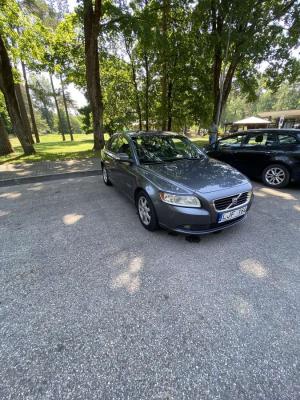 Grey Volvo S40 2008 in Druskininkai, with an engine capacity of 2.40 L and mileage of 311 thousand km for 3700 €, photo 3 on AUTOMOTO.COM.LV