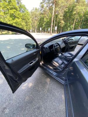 Grey Volvo S40 2008 in Druskininkai, with an engine capacity of 2.40 L and mileage of 311 thousand km for 3700 €, photo 9 on AUTOMOTO.COM.LV